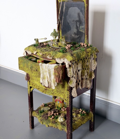 The Word's Most Iconic Chair By Designers Charles and Ray Eames